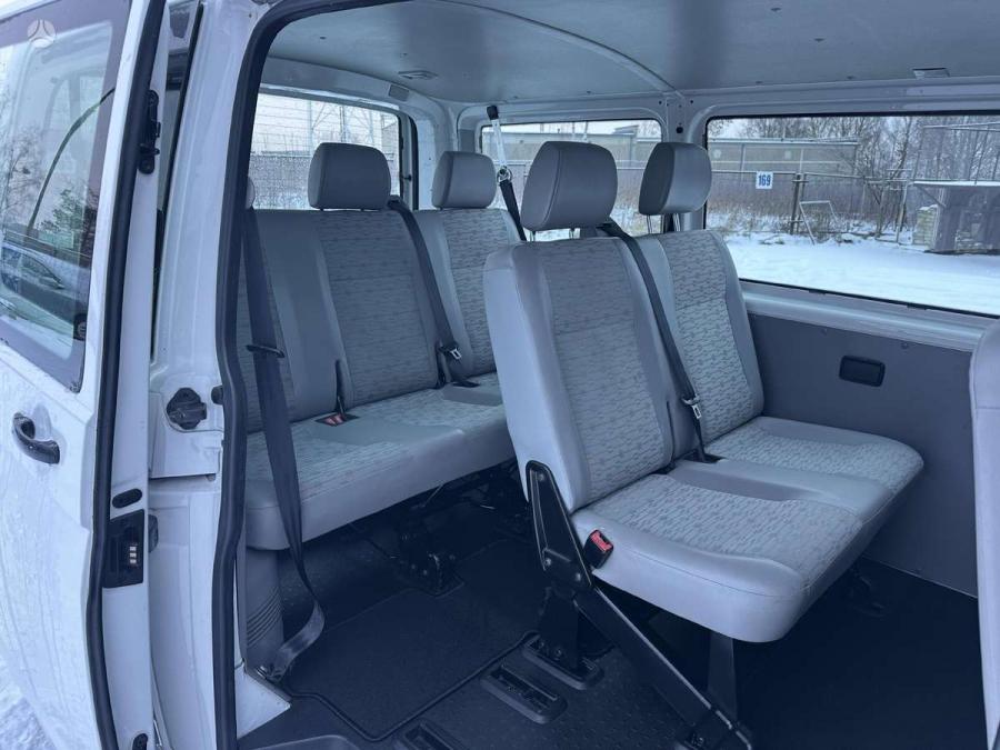 Balts Volkswagen Transporter 2011 Alīta, ar dzinēja tilpumu 1.97 L un nobraukumu 281 tūkst. km par 8750 €, foto 15 vietnē AUTOMOTO.COM.LV