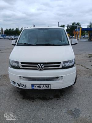 White Volkswagen Transporter 2011 in Panevezys, with an engine capacity of 2.00 L and mileage of 337 thousand km for 4450 €, photo 3 on AUTOMOTO.COM.LV