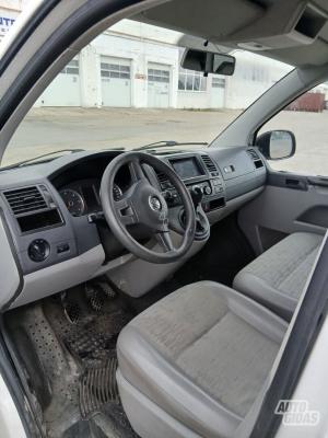 White Volkswagen Transporter 2011 in Panevezys, with an engine capacity of 2.00 L and mileage of 337 thousand km for 4450 €, photo 6 on AUTOMOTO.COM.LV