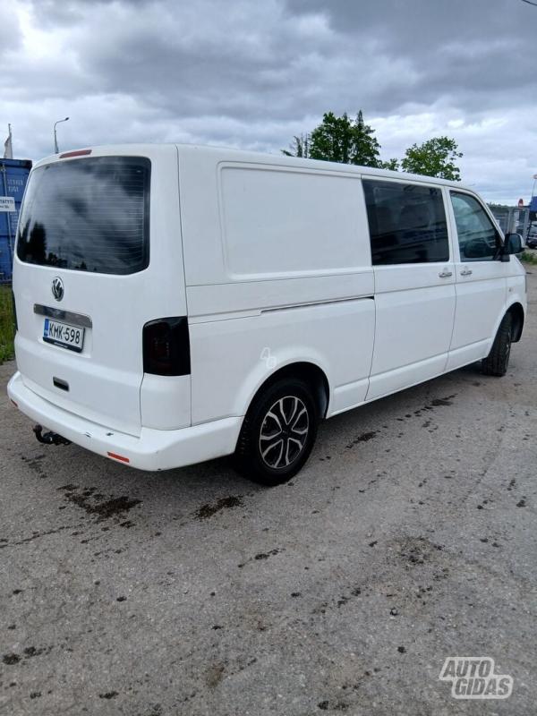 White Volkswagen Transporter 2011 in Panevezys, with an engine capacity of 2.00 L and mileage of 337 thousand km for 4450 €, photo 7 on AUTOMOTO.COM.LV