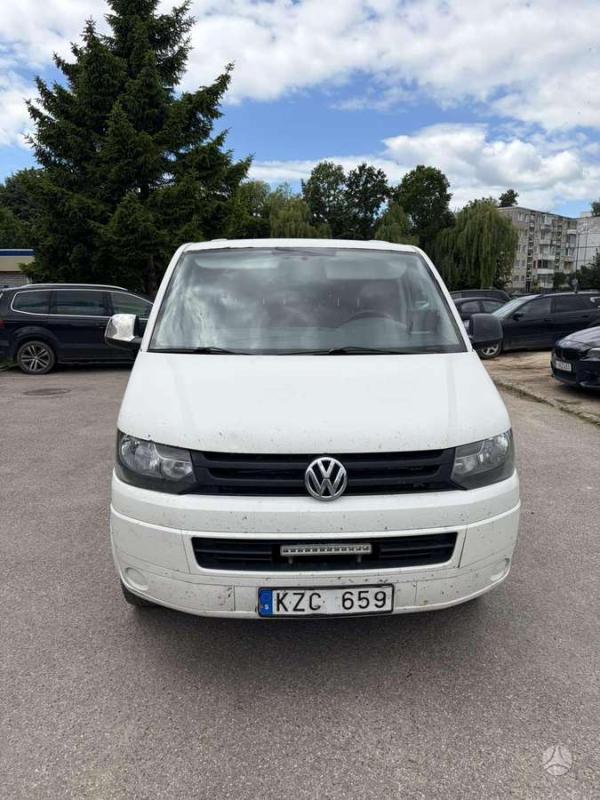 Balts Volkswagen Transporter 2011 Kauņa, ar dzinēja tilpumu 2.00 L un nobraukumu 335 tūkst. km par 3600 €, foto 2 vietnē AUTOMOTO.COM.LV