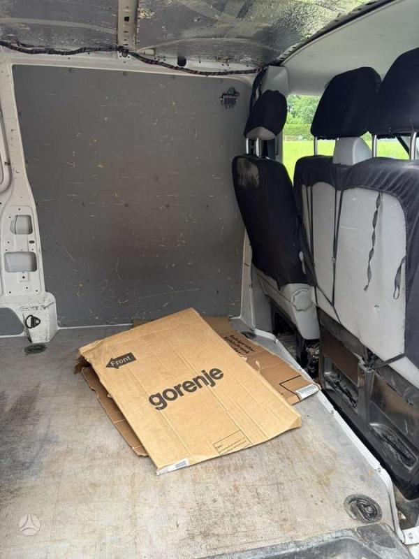 Balts Volkswagen Transporter 2011 Kauņa, ar dzinēja tilpumu 2.00 L un nobraukumu 335 tūkst. km par 3600 €, foto 10 vietnē AUTOMOTO.COM.LV