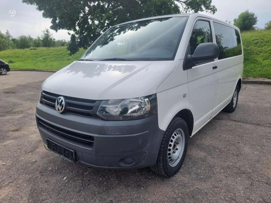 Balts Volkswagen Transporter 2011 Kauņa, ar dzinēja tilpumu 1.97 L un nobraukumu 275 tūkst. km par 8950 €, foto 1 vietnē AUTOMOTO.COM.LV