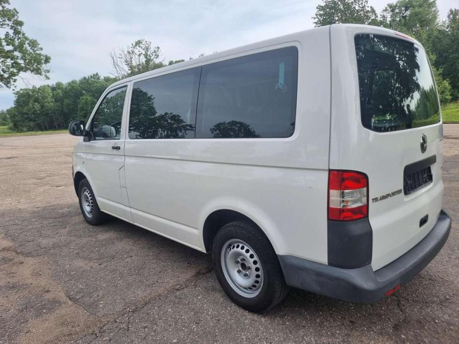 Balts Volkswagen Transporter 2011 Kauņa, ar dzinēja tilpumu 1.97 L un nobraukumu 275 tūkst. km par 8950 €, foto 9 vietnē AUTOMOTO.COM.LV