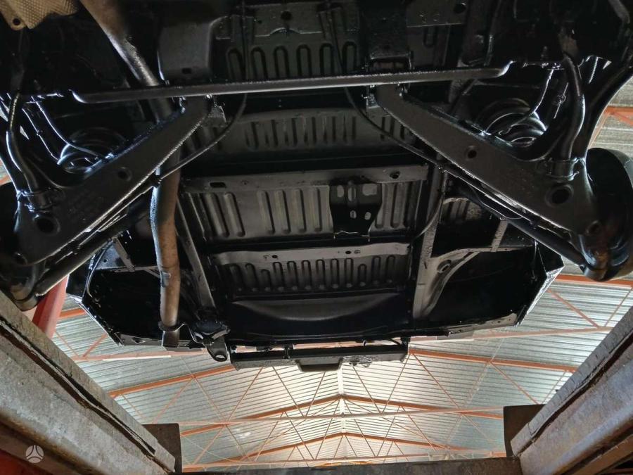 Белый Фольксваген Transporter 2011 в Тракай, объемом двигателя 2.00 л и пробегом 305 тыс. км за 6990 €, фото 20 на AUTOMOTO.COM.LV