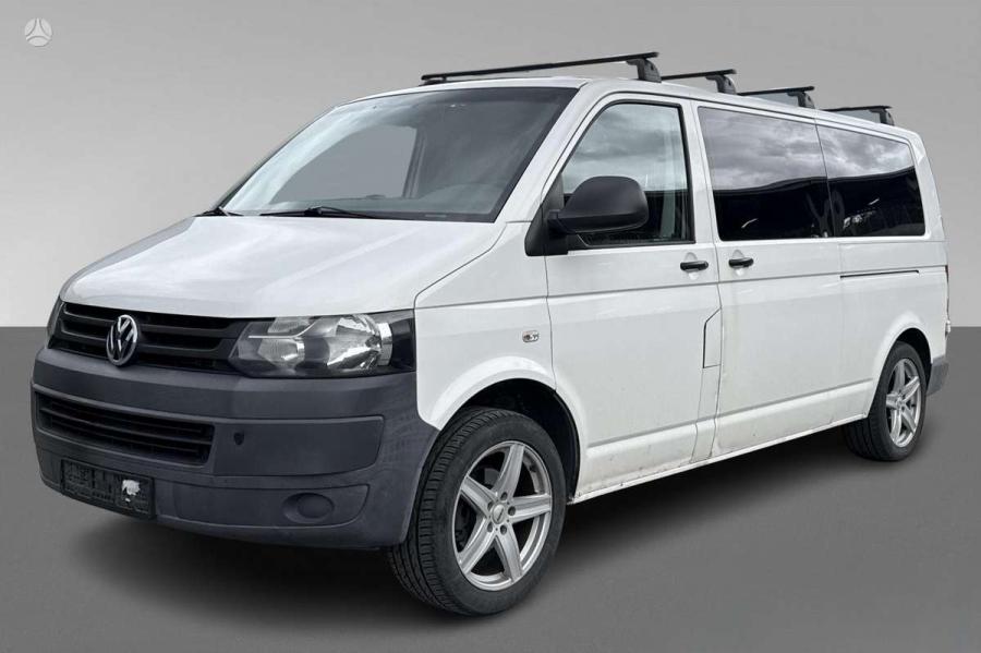Balts Volkswagen Transporter 2011 Kauņa, ar dzinēja tilpumu 2.00 L un nobraukumu 183 tūkst. km par 6450 €, foto 1 vietnē AUTOMOTO.COM.LV