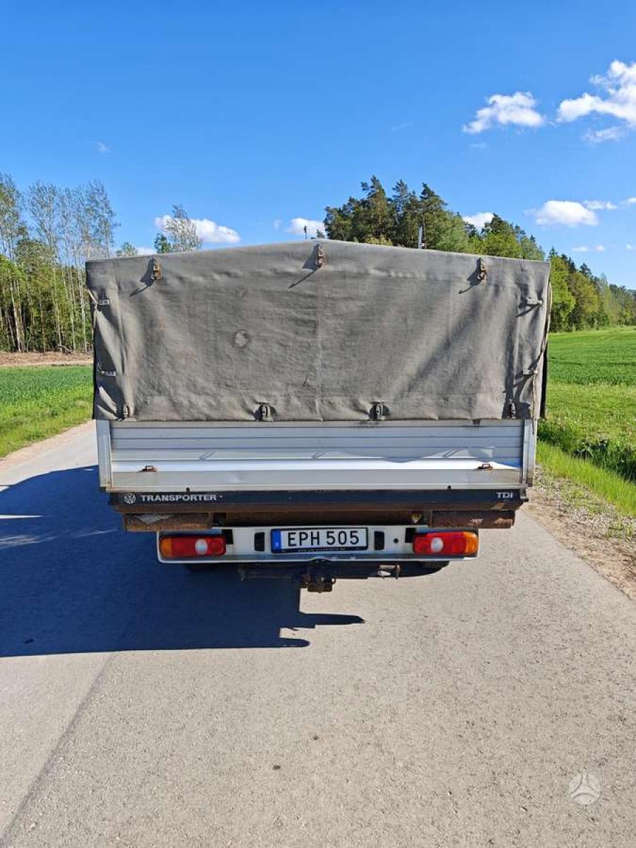 Balts Volkswagen Transporter 2011 Mažeikiai, ar dzinēja tilpumu 2.00 L un nobraukumu 318 tūkst. km par 6000 €, foto 11 vietnē AUTOMOTO.COM.LV