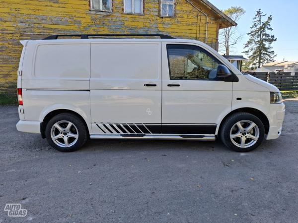White Volkswagen Transporter 2011 in Kretinga, with an engine capacity of 2.00 L and mileage of 330 thousand km for 6750 €, photo 5 on AUTOMOTO.COM.LV