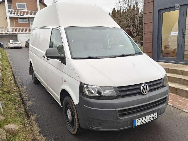 Balts Volkswagen Transporter 2012 Viļņa, ar dzinēja tilpumu 2.00 L un nobraukumu 233 tūkst. km par 5800 €, foto 4 vietnē AUTOMOTO.COM.LV