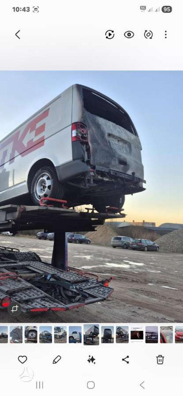 White Volkswagen Transporter 2012 in Utena, with an engine capacity of 1.97 L and mileage of 265 thousand km for 2900 €, photo 7 on AUTOMOTO.COM.LV