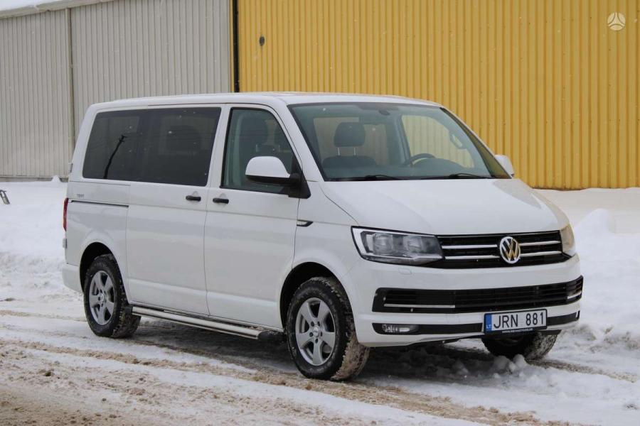 White Volkswagen Transporter 2012 in Vilnius, with an engine capacity of 1.98 L and mileage of 340 thousand km for 10900 €, photo 1 on AUTOMOTO.COM.LV