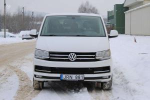 White Volkswagen Transporter 2012 in Vilnius, with an engine capacity of 1.98 L and mileage of 340 thousand km for 10900 €, photo 2 on AUTOMOTO.COM.LV