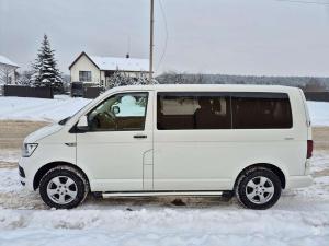 White Volkswagen Transporter 2012 in Vilnius, with an engine capacity of 1.98 L and mileage of 340 thousand km for 10900 €, photo 4 on AUTOMOTO.COM.LV