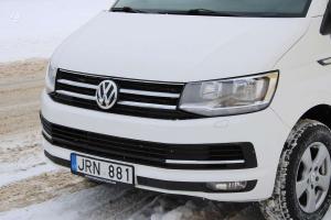 White Volkswagen Transporter 2012 in Vilnius, with an engine capacity of 1.98 L and mileage of 340 thousand km for 10900 €, photo 9 on AUTOMOTO.COM.LV