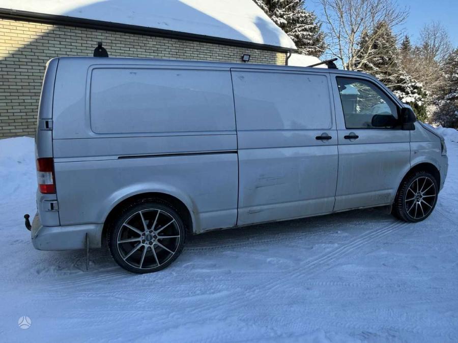 Balts Volkswagen Transporter 2012 Kauņa, ar dzinēja tilpumu 1.97 L un nobraukumu 200 tūkst. km par 6500 €, foto 4 vietnē AUTOMOTO.COM.LV