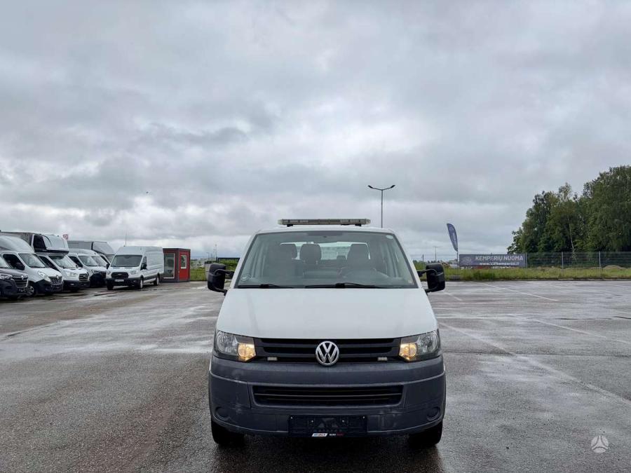 White Volkswagen Transporter 2012 in Vilnius, with an engine capacity of 1.97 L and mileage of 83 thousand km for 13900 €, photo 4 on AUTOMOTO.COM.LV