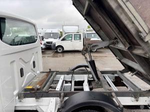 White Volkswagen Transporter 2012 in Vilnius, with an engine capacity of 1.97 L and mileage of 83 thousand km for 13900 €, photo 16 on AUTOMOTO.COM.LV