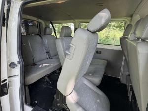 White Volkswagen Transporter 2012 in Kaunas, with an engine capacity of 2.00 L and mileage of 300 thousand km for 8400 €, photo 15 on AUTOMOTO.COM.LV