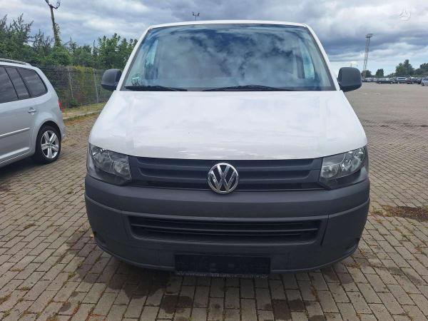 White Volkswagen Transporter 2012 in Marijampole, with an engine capacity of 1.97 L and mileage of 345 thousand km for 8000 €, photo 9 on AUTOMOTO.COM.LV