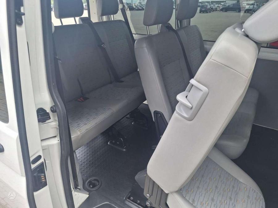 White Volkswagen Transporter 2012 in Marijampole, with an engine capacity of 1.97 L and mileage of 345 thousand km for 8000 €, photo 13 on AUTOMOTO.COM.LV