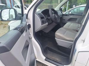 White Volkswagen Transporter 2012 in Marijampole, with an engine capacity of 1.97 L and mileage of 345 thousand km for 8000 €, photo 16 on AUTOMOTO.COM.LV
