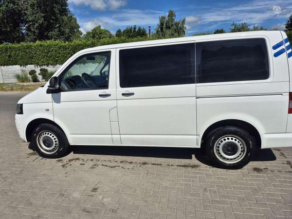 Balts Volkswagen Transporter 2013 Tauragė, ar dzinēja tilpumu 2.00 L un nobraukumu 440 tūkst. km par 6200 €, foto 6 vietnē AUTOMOTO.COM.LV