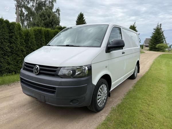 Balts Volkswagen Transporter 2013 Kupiškis, ar dzinēja tilpumu 2.00 L un nobraukumu 280 tūkst. km par 5950 €, foto 1 vietnē AUTOMOTO.COM.LV