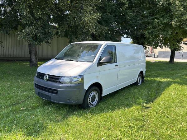 Balts Volkswagen Transporter 2013 Kretinga, ar dzinēja tilpumu 1.97 L un nobraukumu 228 tūkst. km par 3950 €, foto 1 vietnē AUTOMOTO.COM.LV