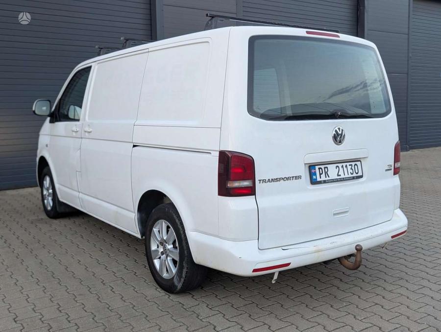 Balts Volkswagen Transporter 2013 Kauņa, ar dzinēja tilpumu 1.97 L un nobraukumu 252 tūkst. km par 6800 €, foto 8 vietnē AUTOMOTO.COM.LV