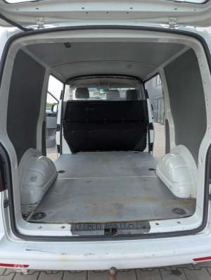 Balts Volkswagen Transporter 2013 Kauņa, ar dzinēja tilpumu 1.97 L un nobraukumu 252 tūkst. km par 6800 €, foto 18 vietnē AUTOMOTO.COM.LV