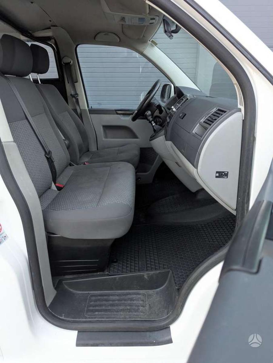 Balts Volkswagen Transporter 2013 Kauņa, ar dzinēja tilpumu 1.97 L un nobraukumu 252 tūkst. km par 6800 €, foto 23 vietnē AUTOMOTO.COM.LV