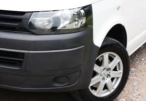 White Volkswagen Transporter 2013 in Kretinga, with an engine capacity of 1.97 L and mileage of 237 thousand km for 11999 €, photo 5 on AUTOMOTO.COM.LV