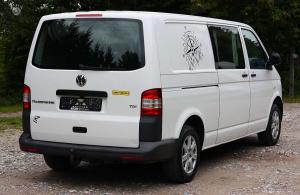 White Volkswagen Transporter 2013 in Kretinga, with an engine capacity of 1.97 L and mileage of 237 thousand km for 11999 €, photo 10 on AUTOMOTO.COM.LV
