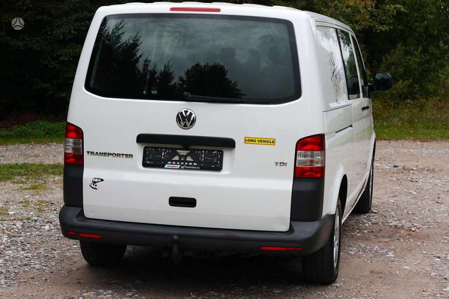 White Volkswagen Transporter 2013 in Kretinga, with an engine capacity of 1.97 L and mileage of 237 thousand km for 11999 €, photo 11 on AUTOMOTO.COM.LV