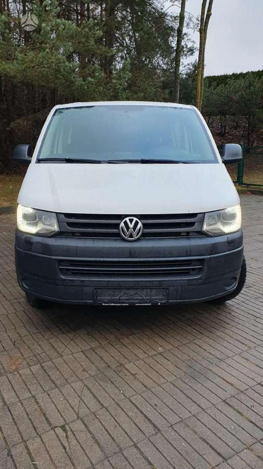 Balts Volkswagen Transporter 2014 Viļņa, ar dzinēja tilpumu 2.00 L un nobraukumu 334 tūkst. km par 10000 €, foto 2 vietnē AUTOMOTO.COM.LV