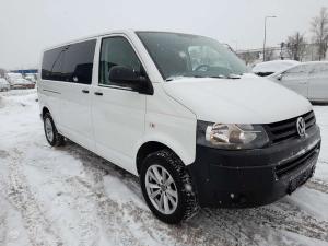 White Volkswagen Transporter 2014 in Kaunas, with an engine capacity of 2.00 L and mileage of 218 thousand km for 12200 €, photo 8 on AUTOMOTO.COM.LV