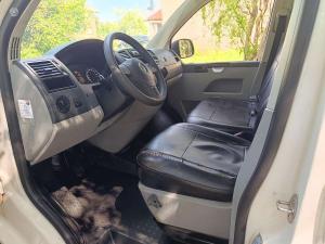 Balts Volkswagen Transporter 2014 Marijampole, ar dzinēja tilpumu 2.00 L un nobraukumu 205 tūkst. km par 8200 €, foto 4 vietnē AUTOMOTO.COM.LV