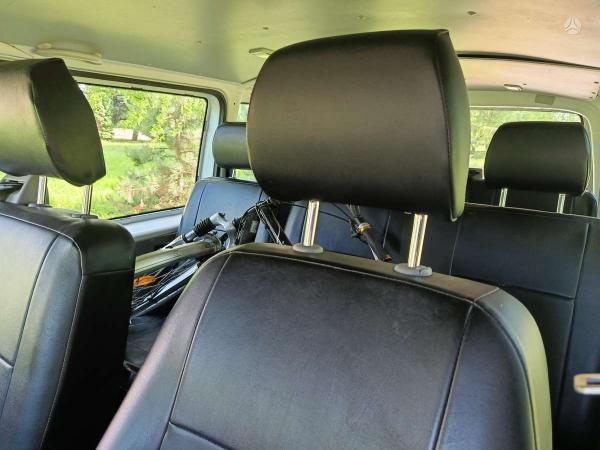 White Volkswagen Transporter 2014 in Marijampole, with an engine capacity of 2.00 L and mileage of 205 thousand km for 8200 €, photo 4 on AUTOMOTO.COM.LV