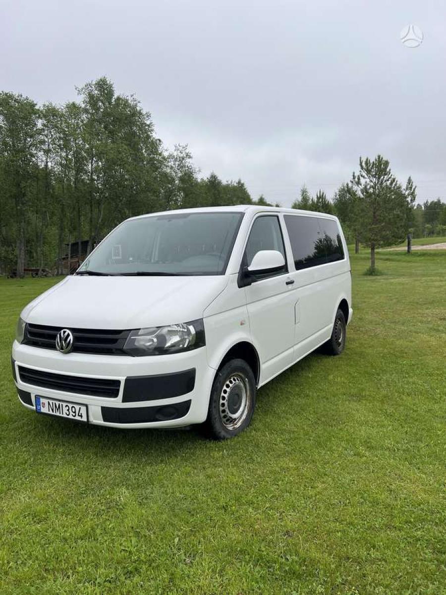White Volkswagen Transporter 2014 in Utena, with an engine capacity of 1.97 L and mileage of 306 thousand km for 7200 €, photo 8 on AUTOMOTO.COM.LV