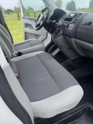 White Volkswagen Transporter 2014 in Utena, with an engine capacity of 1.97 L and mileage of 306 thousand km for 7200 €, photo 13 on AUTOMOTO.COM.LV