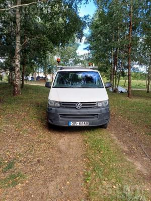 White Volkswagen Transporter 2014 in Riga, with an engine capacity of 2.00 L and mileage of 218 thousand km for 11500 €, photo 13 on AUTOMOTO.COM.LV