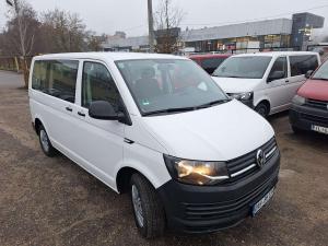 White Volkswagen Transporter 2015 in Vilnius, with an engine capacity of 2.00 L and mileage of 271 thousand km for 12300 €, photo 8 on AUTOMOTO.COM.LV