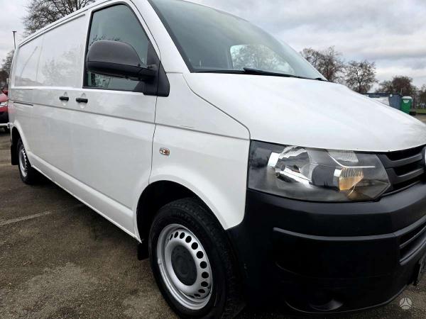 Balts Volkswagen Transporter 2015 Marijampole, ar dzinēja tilpumu 1.97 L un nobraukumu 279 tūkst. km par 5950 €, foto 1 vietnē AUTOMOTO.COM.LV