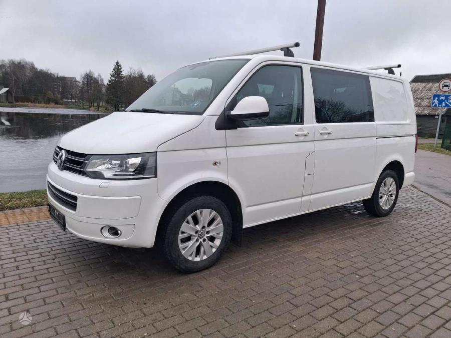 Balts Volkswagen Transporter 2015 Raseiniai, ar dzinēja tilpumu 1.97 L un nobraukumu 256 tūkst. km par 6700 €, foto 4 vietnē AUTOMOTO.COM.LV