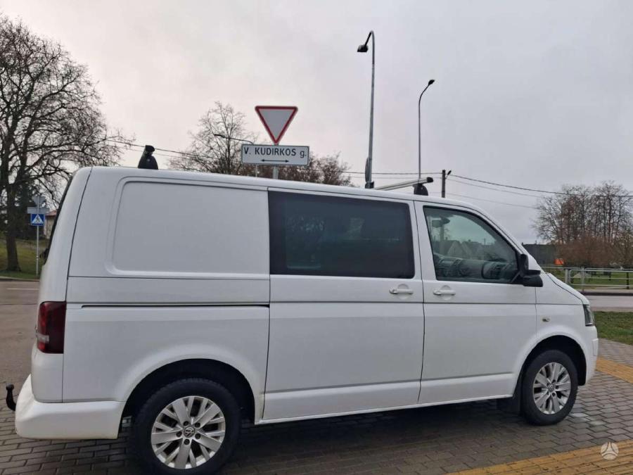 Balts Volkswagen Transporter 2015 Raseiniai, ar dzinēja tilpumu 1.97 L un nobraukumu 256 tūkst. km par 6700 €, foto 7 vietnē AUTOMOTO.COM.LV