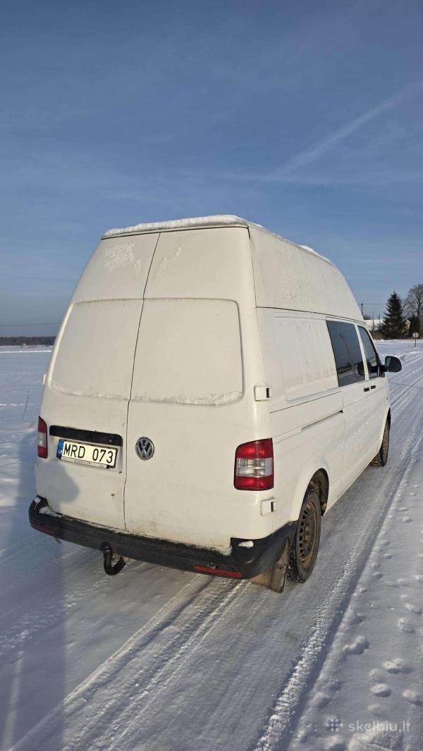 Balts Volkswagen Transporter 2015 Panevēža, ar dzinēja tilpumu 2.00 L un nobraukumu 420 tūkst. km par 6700 €, foto 3 vietnē AUTOMOTO.COM.LV