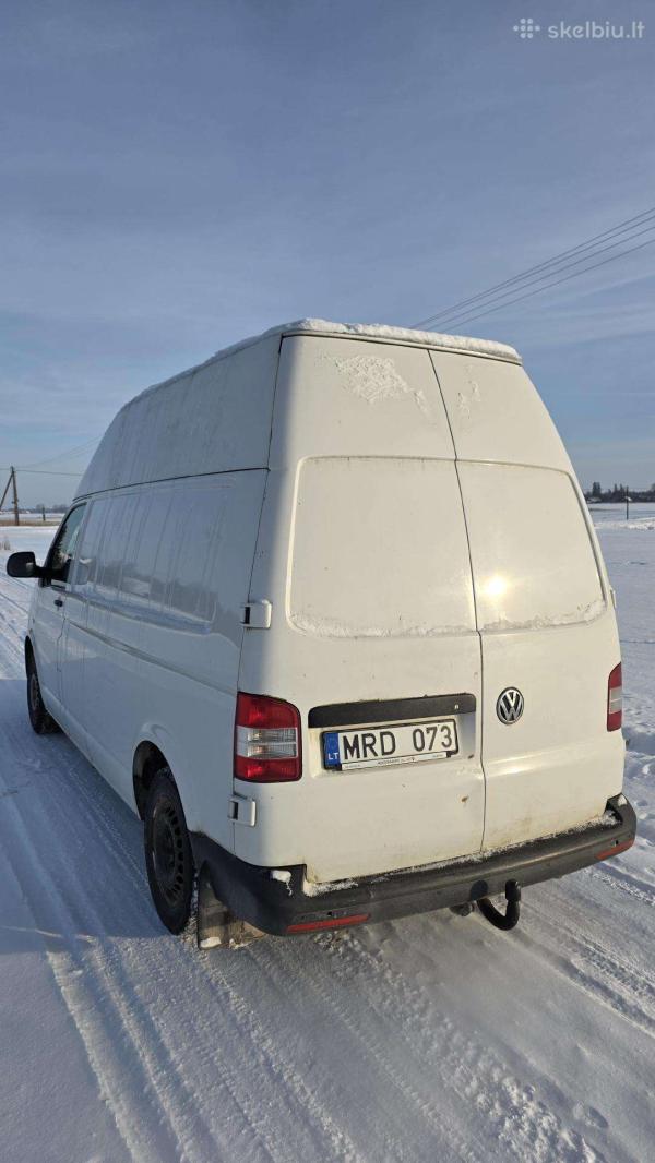 Balts Volkswagen Transporter 2015 Panevēža, ar dzinēja tilpumu 2.00 L un nobraukumu 420 tūkst. km par 6700 €, foto 4 vietnē AUTOMOTO.COM.LV