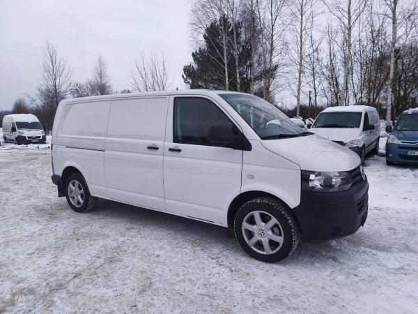 Balts Volkswagen Transporter 2015 Kretinga, ar dzinēja tilpumu 1.97 L un nobraukumu 250 tūkst. km par 11000 €, foto 1 vietnē AUTOMOTO.COM.LV