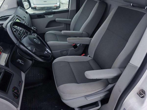 Balts Volkswagen Transporter 2015 Kretinga, ar dzinēja tilpumu 1.97 L un nobraukumu 250 tūkst. km par 11000 €, foto 9 vietnē AUTOMOTO.COM.LV