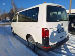 White Volkswagen Transporter 2015 in Vilnius, with an engine capacity of 2.00 L and mileage of 272 thousand km for 11650 €, photo 2 on AUTOMOTO.COM.LV